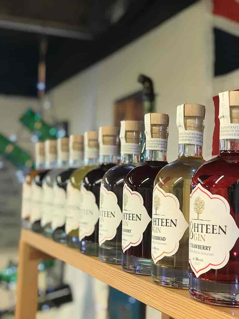 About - E18hteen Gin